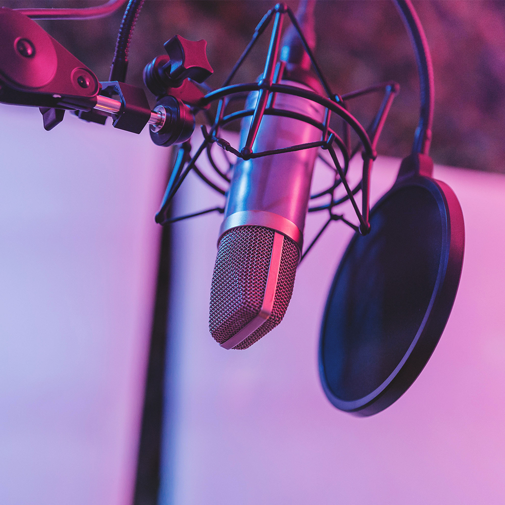 Hot Mics with Billy Bush x Venbrook: Forward LA (Vittorio's Ep. 4)